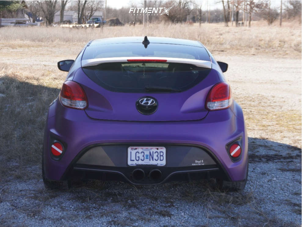 2016 Hyundai Veloster Turbo with 18x8.5 F1R F29 and Goodyear 225x40 on ...