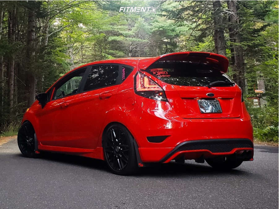 2014 Ford Fiesta ST with 17x7 Tuners D17 and Firestone 205x40 on ...