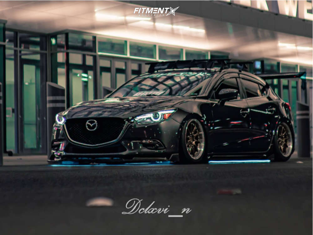 2018 Mazda 3 GT with 18x8.5 Aodhan Ds07 and Toyo Tires 225x40 on Air ...