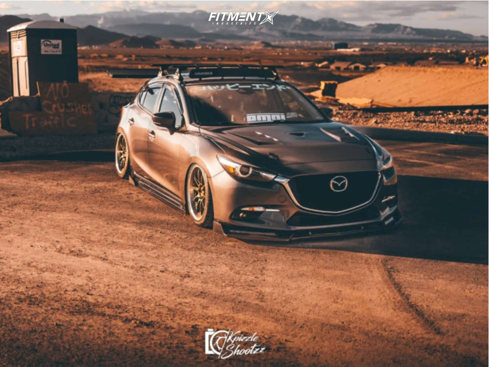 2018 Mazda 3 GT with 18x8.5 Aodhan Ds07 and Toyo Tires 225x40 on Air ...