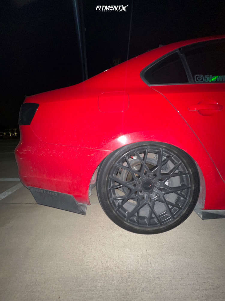 2014 Volkswagen Jetta SE with 18x8.5 TSW Sebring and Pirelli 225x45 on ...