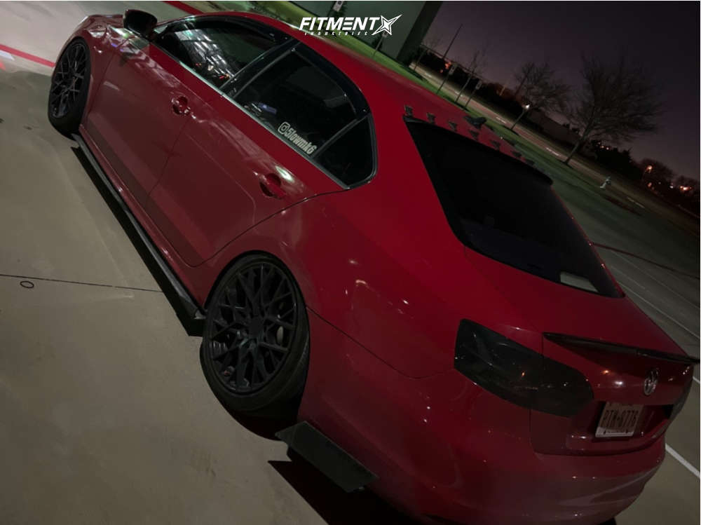 2014 Volkswagen Jetta SE with 18x8.5 TSW Sebring and Pirelli 225x45 on ...
