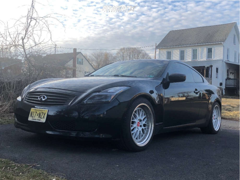 2009 INFINITI G37 X with 19x9.5 ESR Sr01 and GT Radial 255x40 on ...
