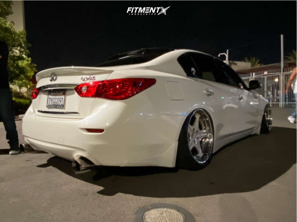 2016 INFINITI Q50 Red Sport 400 with 19x10.5 Leon Hardiritt Ordens and ...