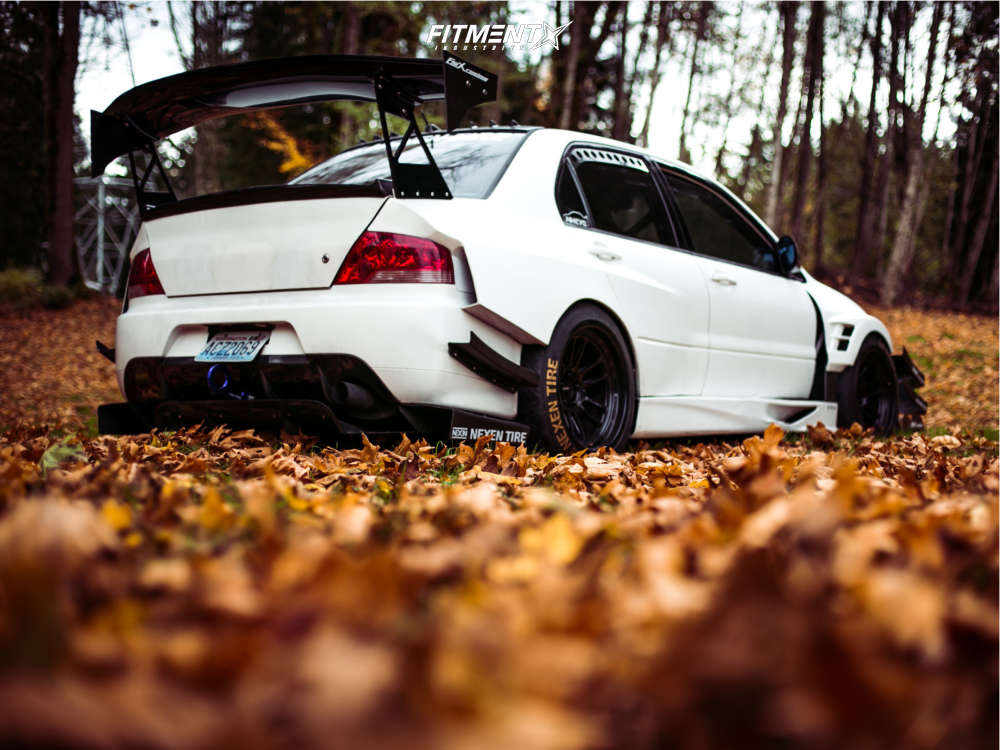 2003 Mitsubishi Lancer Evolution with 18x11 Cosmis Racing Xt-206r and ...