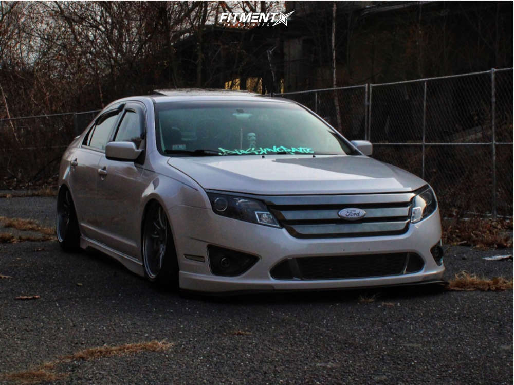 2012 Ford Fusion Sport with 18x9.5 Aodhan Ds02 and Doral 225x40 on Air ...