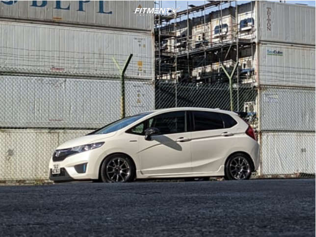 2017 Honda Fit SE with 16x7 Advan Racing RZII and Dunlop 205x50 on ...