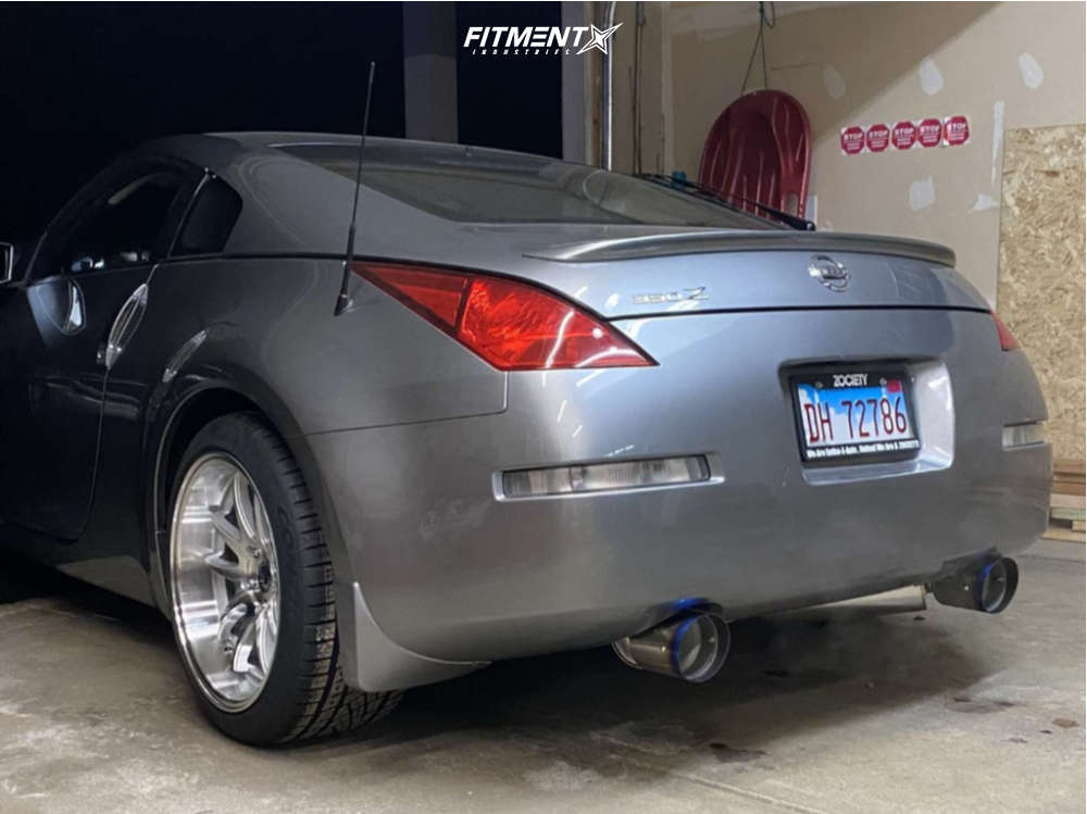 2003 Nissan 350Z Performance with 18x9.5 Aodhan Ds02 and Continental ...