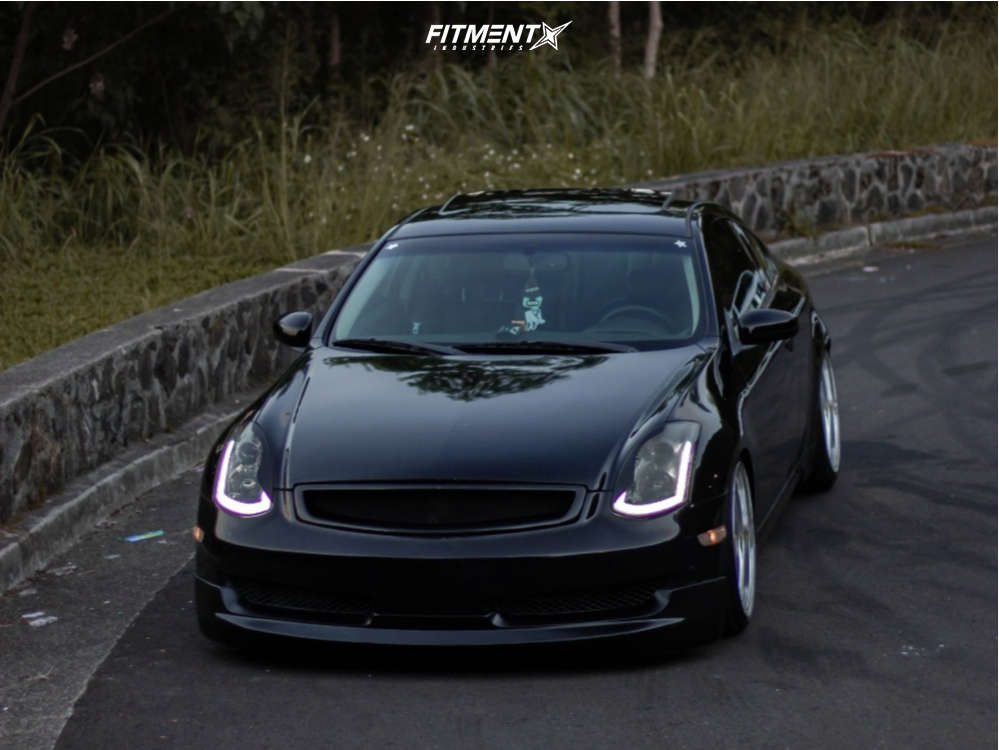 2007 INFINITI G35 Base with 19x10 Junction Produce Scara and Kumho ...