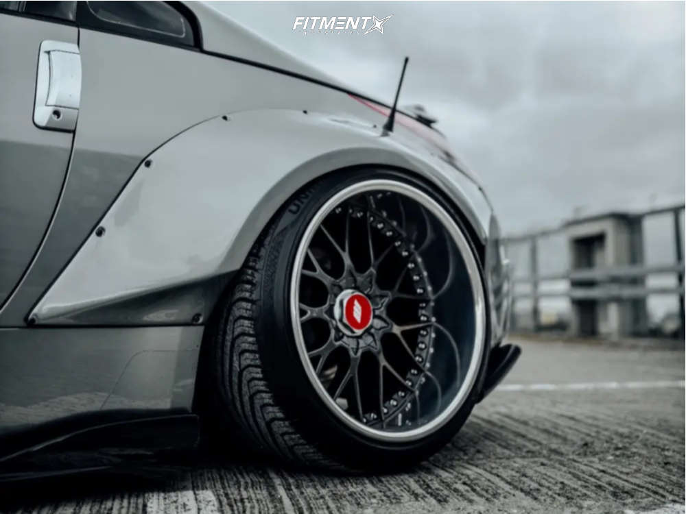 2004 Nissan 350Z Performance with 19x11.5 Work VS XX and Uniroyal ...