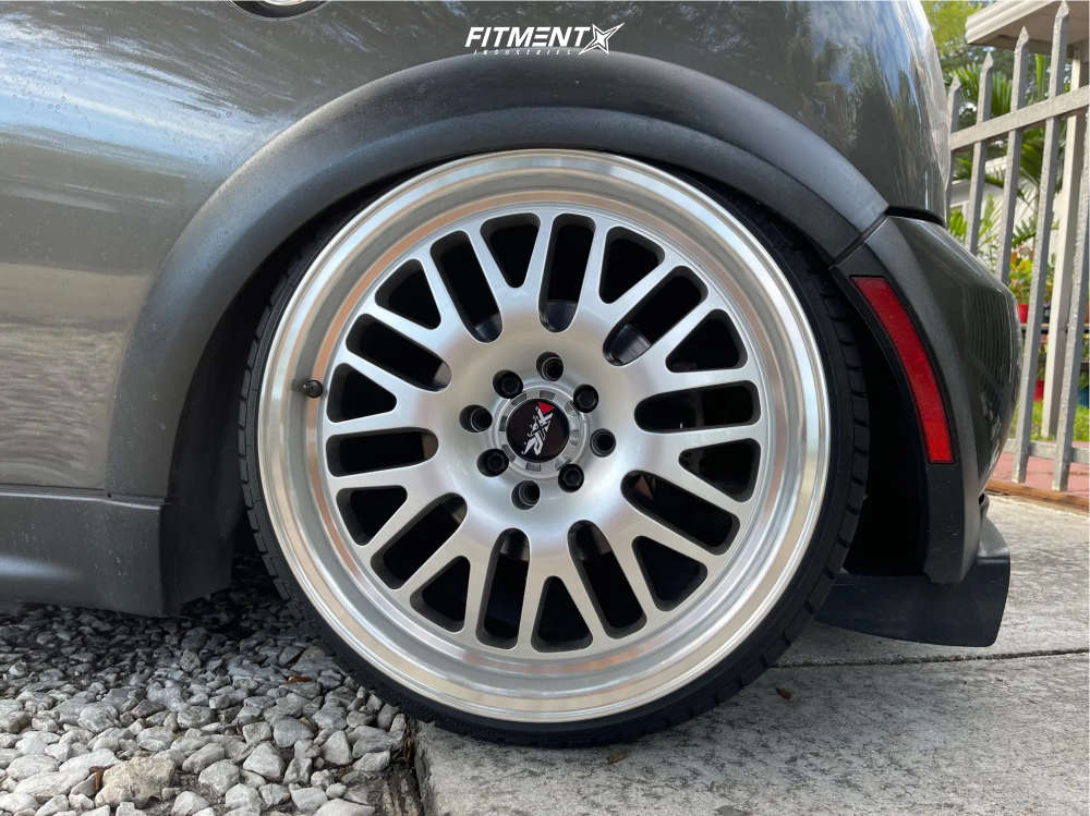 2006 Mini Cooper S with 17x8 XXR 531 and Accelera 185x35 on Coilovers ...