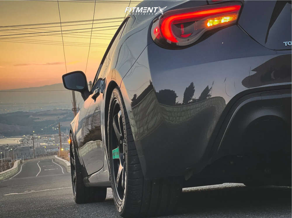 2013 Toyota GT86 premium with 18x8.5 Rota IK-F and Michelin 255x35 on ...