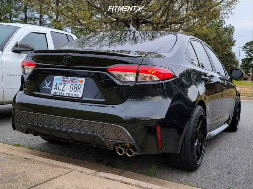 2020 Toyota Corolla SE with 18x9.5 ESR SR09 and Vercelli 235x40 on ...
