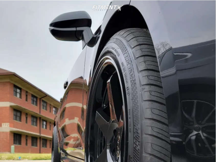 2020 Toyota Corolla SE with 18x9.5 ESR SR09 and Vercelli 235x40 on ...