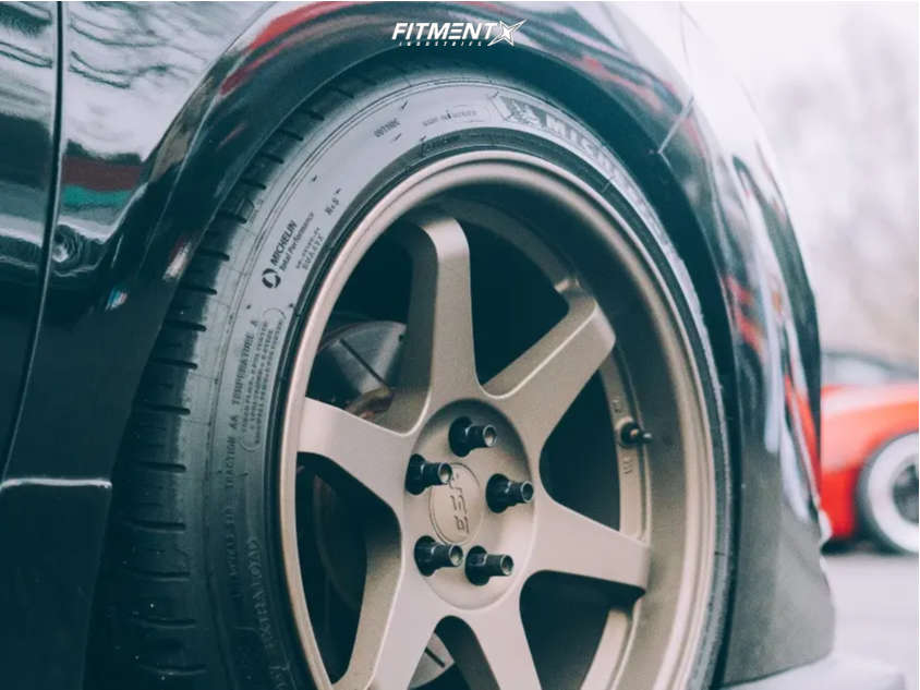 2018 Toyota Corolla LE with 18x9.5 ESR Sr07 and Michelin 235x40 on ...