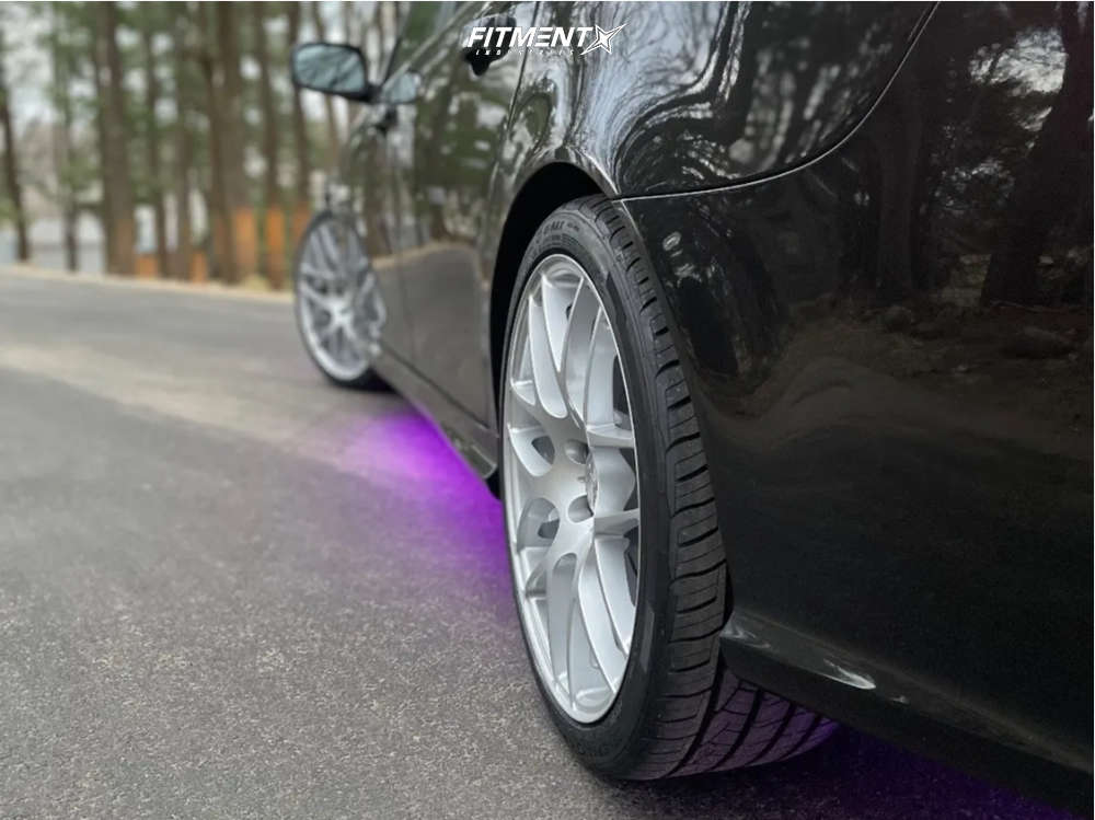 2011 Saab 9-3 Turbo4 with 19x8.5 MRR Uo2 and General 245x35 on Stock ...