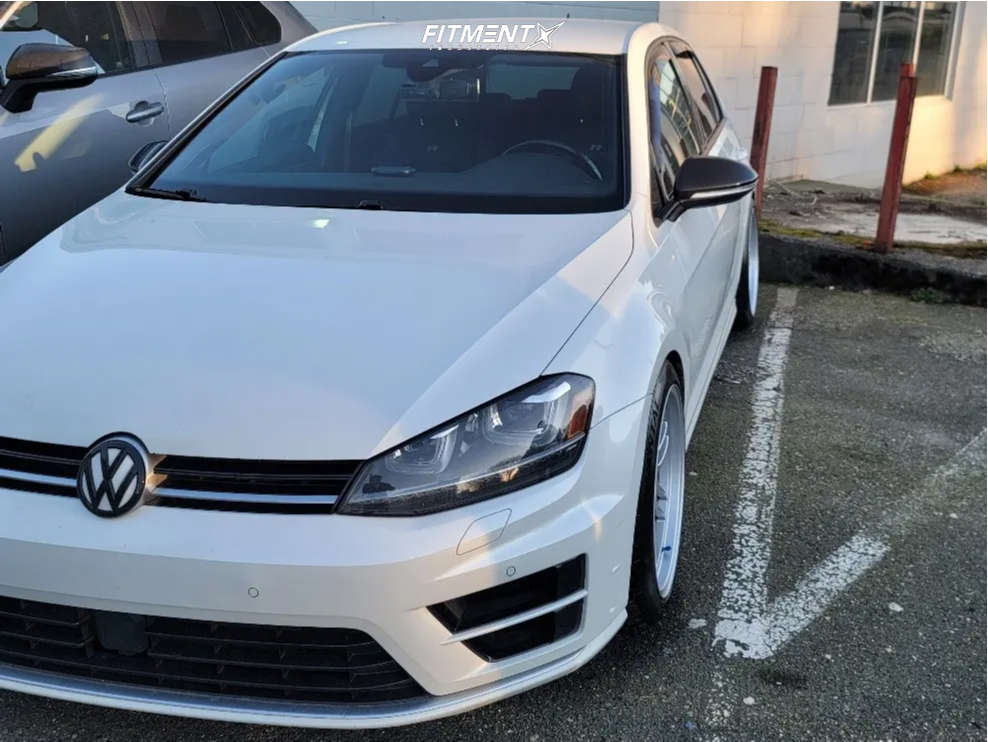 2017 Volkswagen Golf R Base with 18x9 Enkei Rpf1 and Continental 235x40 ...