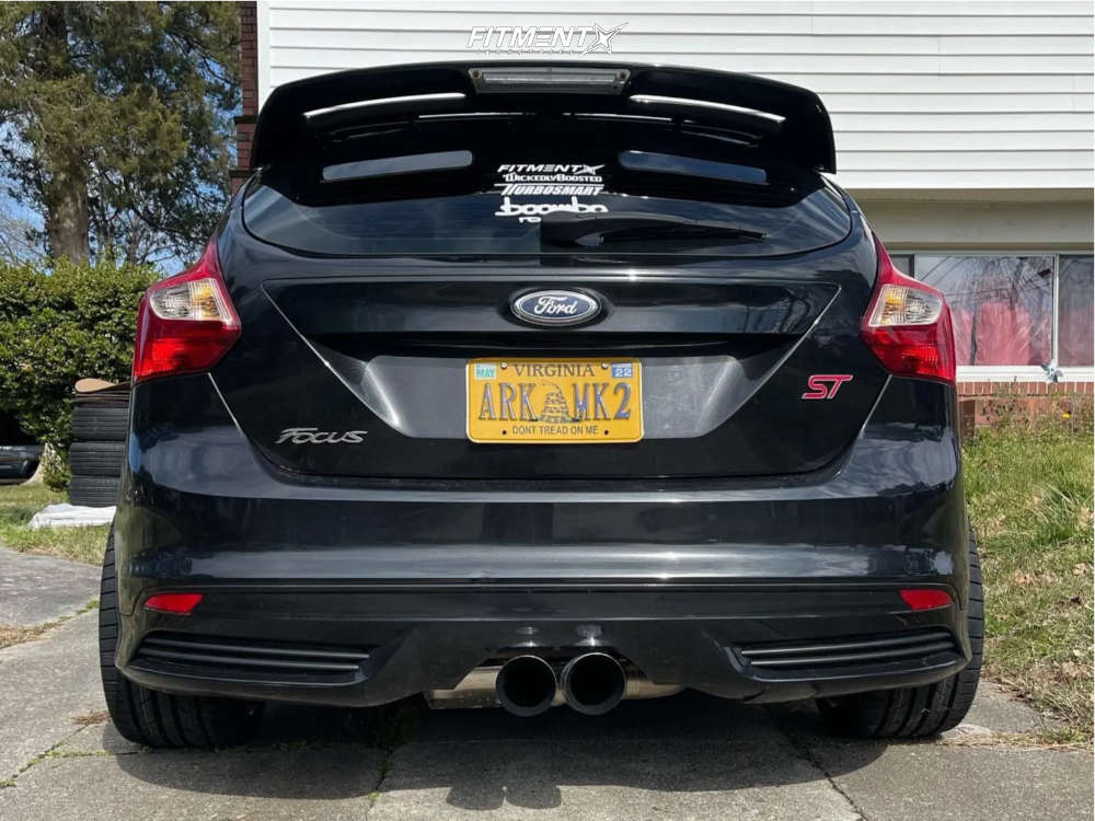 2014 Ford Focus ST with 18x9.5 Vors Tr37 and Achilles 265x35 on Stock ...