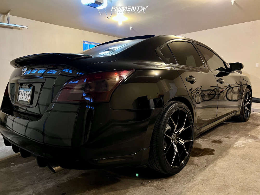 2012 Nissan Maxima Black 2012 Nissan Maxima SV With 20x8.5 Element