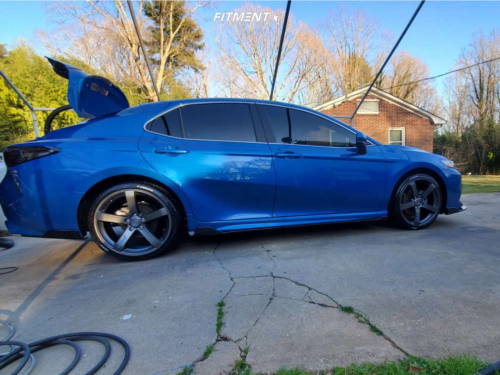 2020 Toyota Camry SE with 20x9 MRR Vp5 and Venom Power 235x35 on Stock Suspension | 2149632 ...