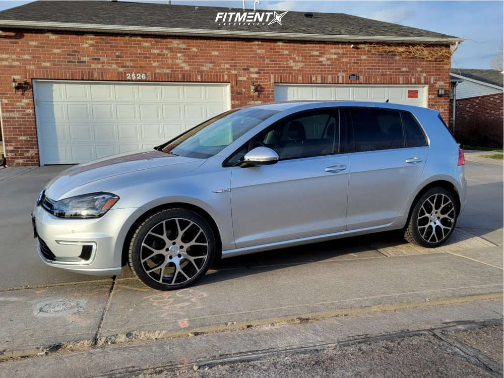 2015 Volkswagen E-Golf SEL Premium with 18x8 Ravetti M8 and Continental ...