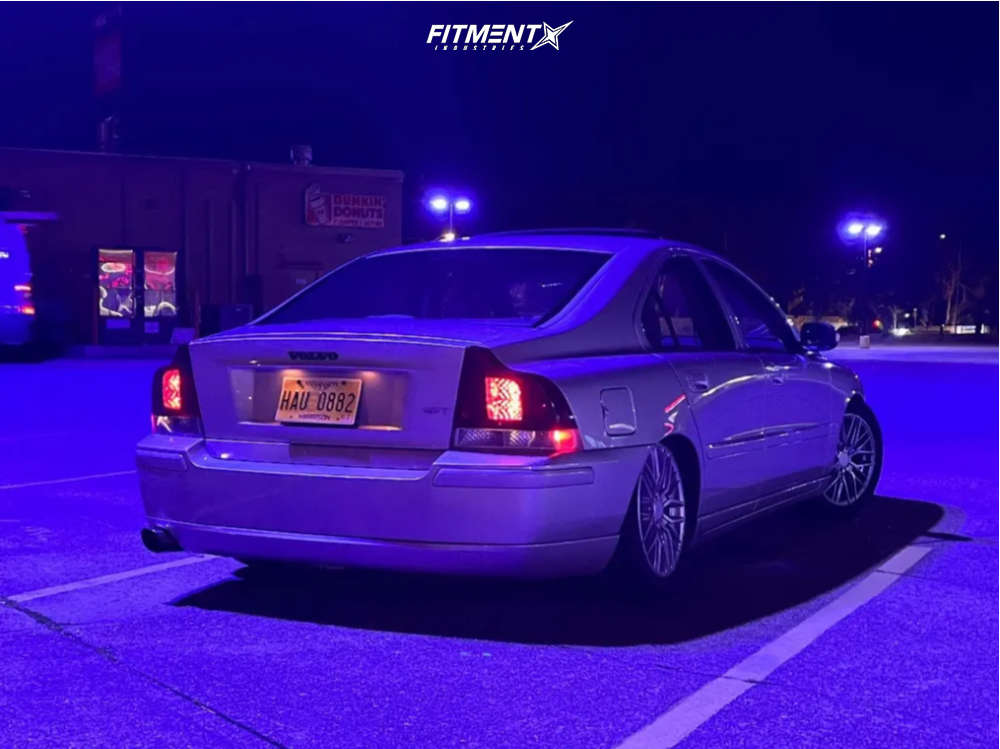 2008 Volvo S60 2.5T with 17x7.5 Drag Dr77 and Achilles 215x55 on ...