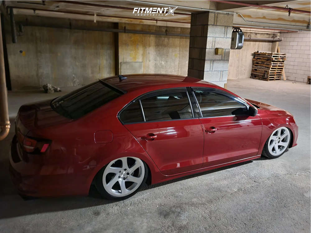 2016 Volkswagen Jetta SE with 18x8.5 3SDM 0.06 and Hankook 225x40 on ...