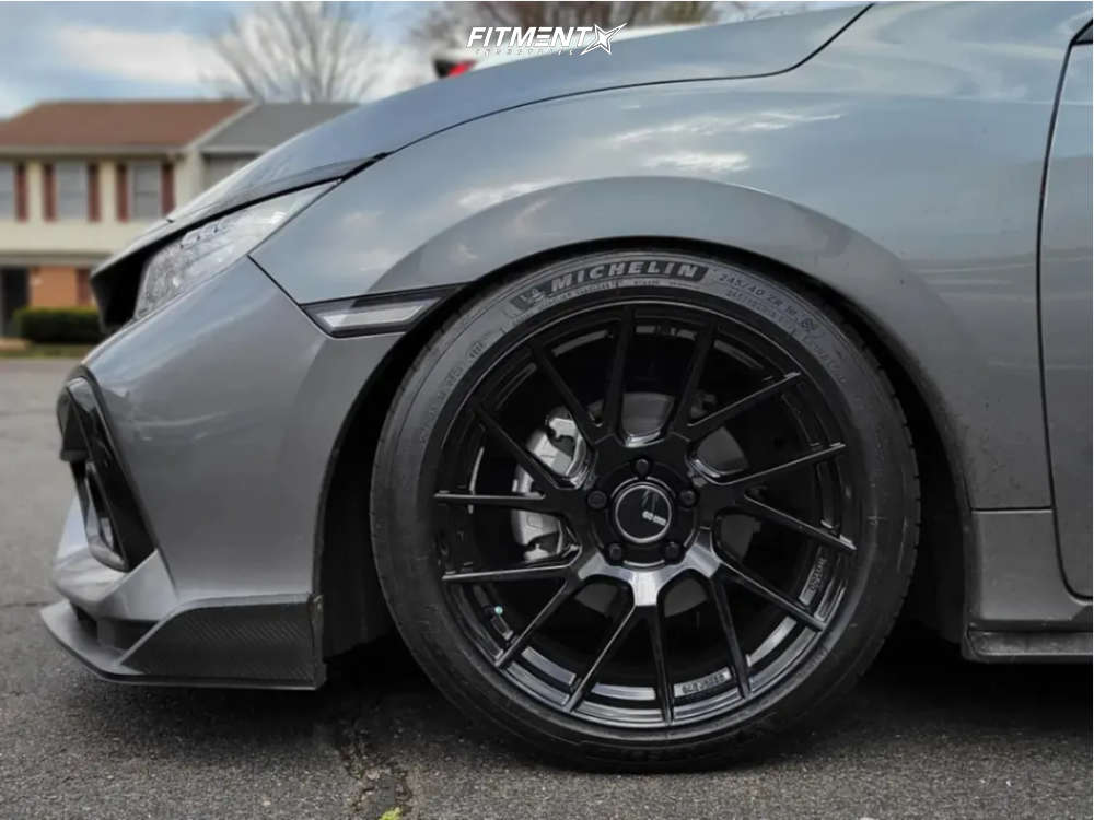 2020 Honda Civic Sport with 18x9.5 Enkei Tm7 and Michelin 245x40 on ...