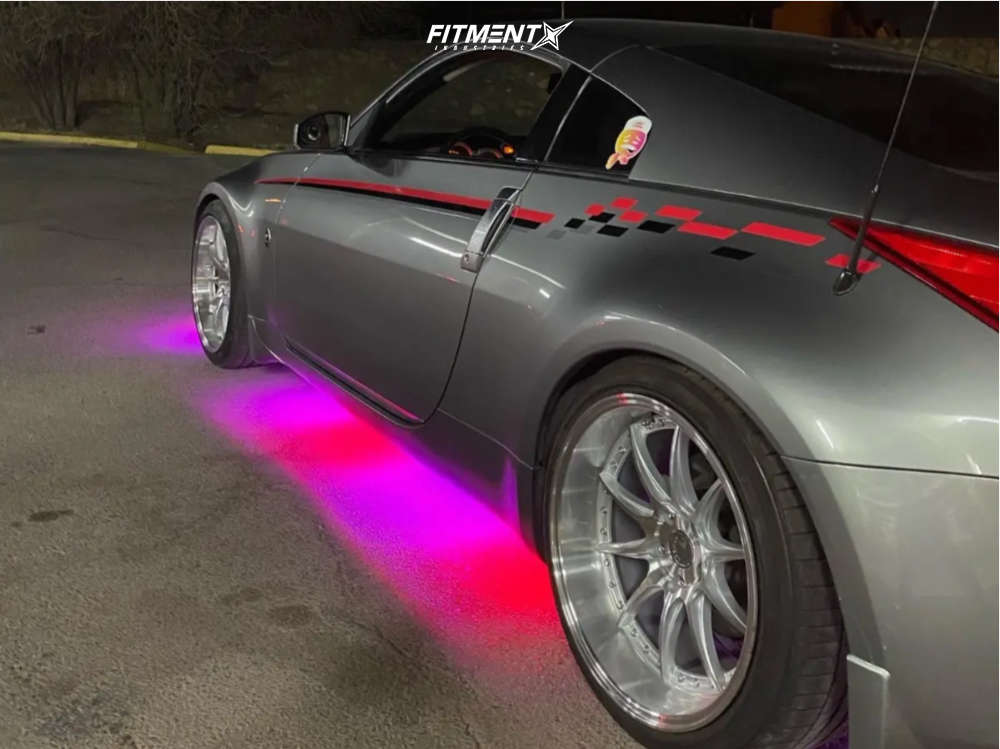 2006 Nissan 350Z Base with 19x9.5 Aodhan Ds07 and Continental 255x35 on ...