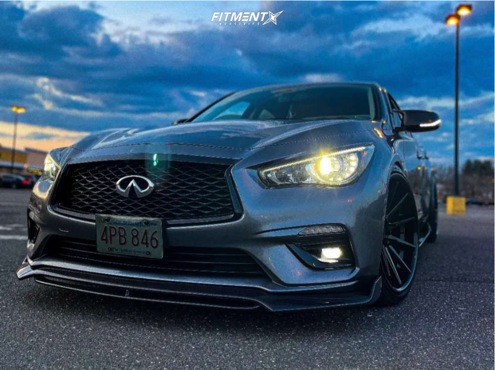 2018 INFINITI Q50 Luxe with 20x10.5 Ferrada FR4 and Kenda 255x35 on ...