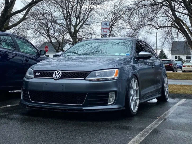 2012 Volkswagen Jetta GLI with 18x8.5 Rotiform Kps and Nitto 225x40 on ...