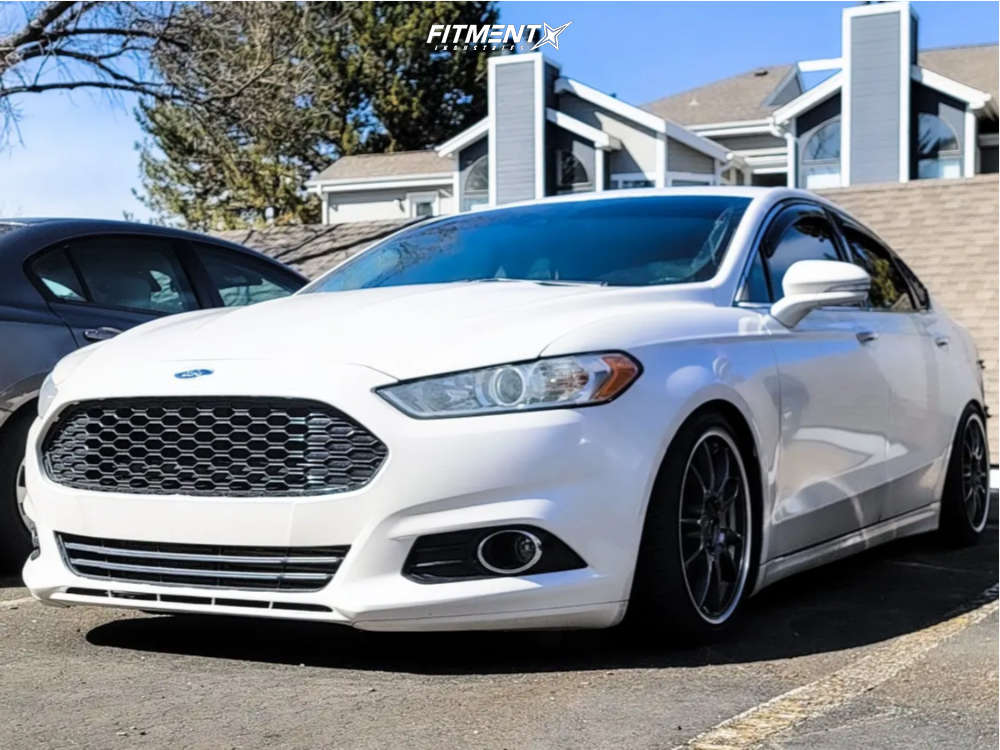 2013 Ford Fusion Titanium with 18x8.5 Motegi Mr152 and Nitto 215x40 on ...