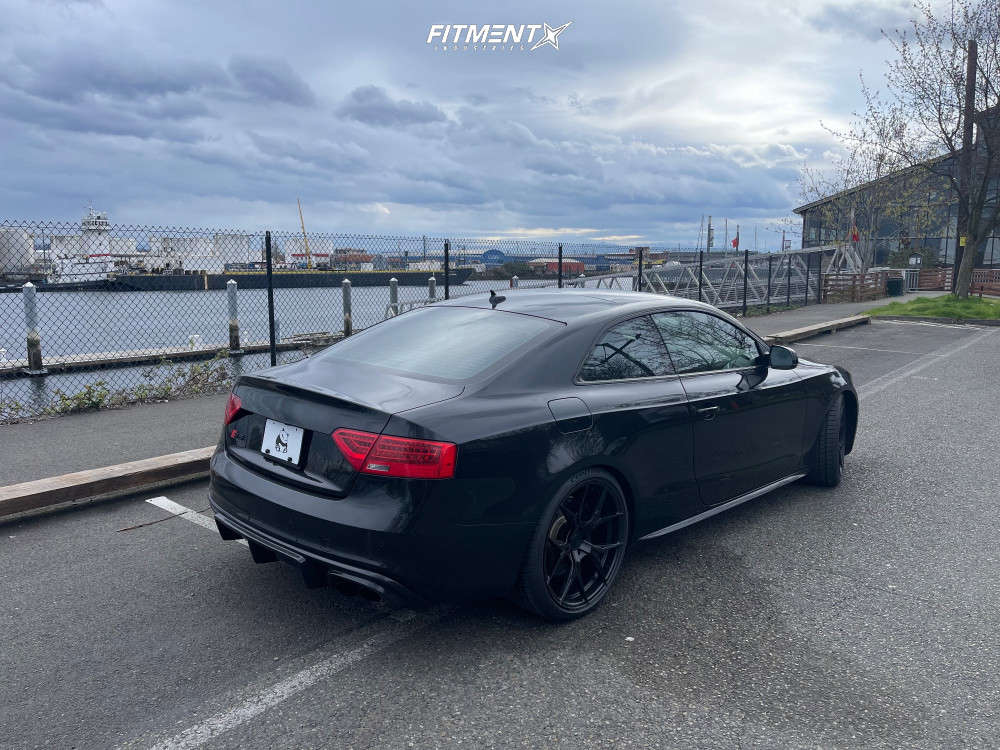 2013 Audi S5 Base with 20x10 Rohana Rfx5 and Continental 275x30 on ...