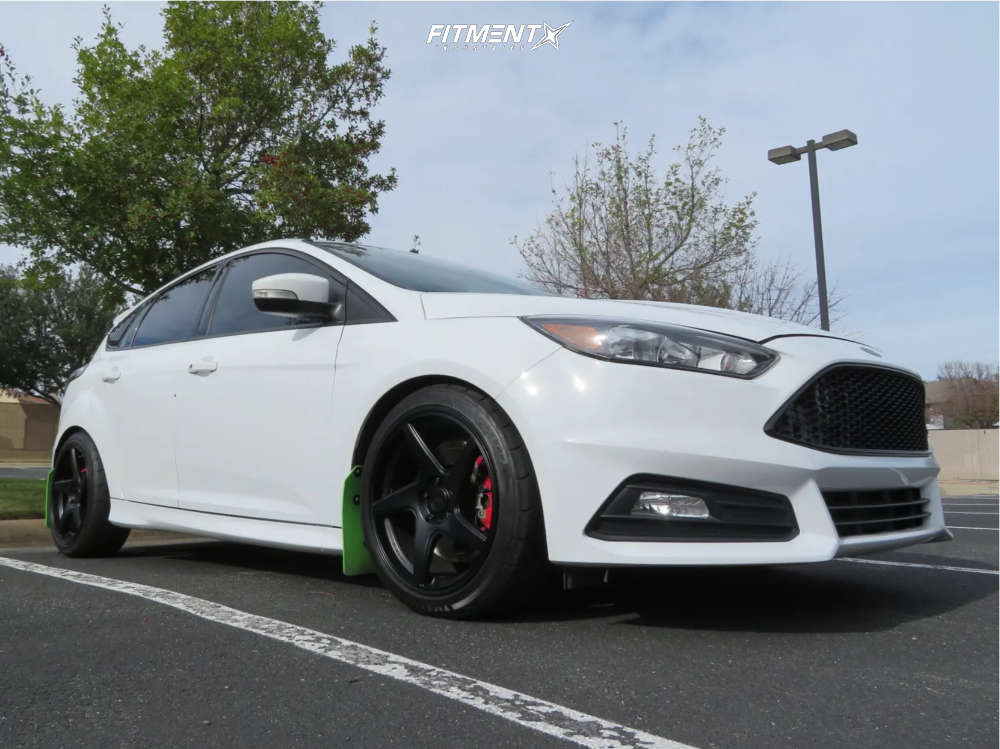 2018 Ford Focus ST with 18x8.5 Anovia Kinetic and Firestone 235x40 on ...