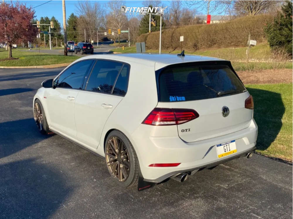 2018 Volkswagen GTI SE with 18x8.5 TSW Pescara and Michelin 225x40 on ...