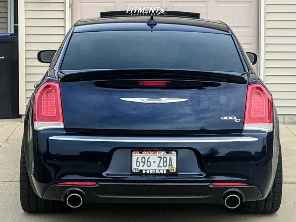2015 Chrysler 300 C Platinum with 20x9.5 Wheel Replicas V1185 and Nitto ...