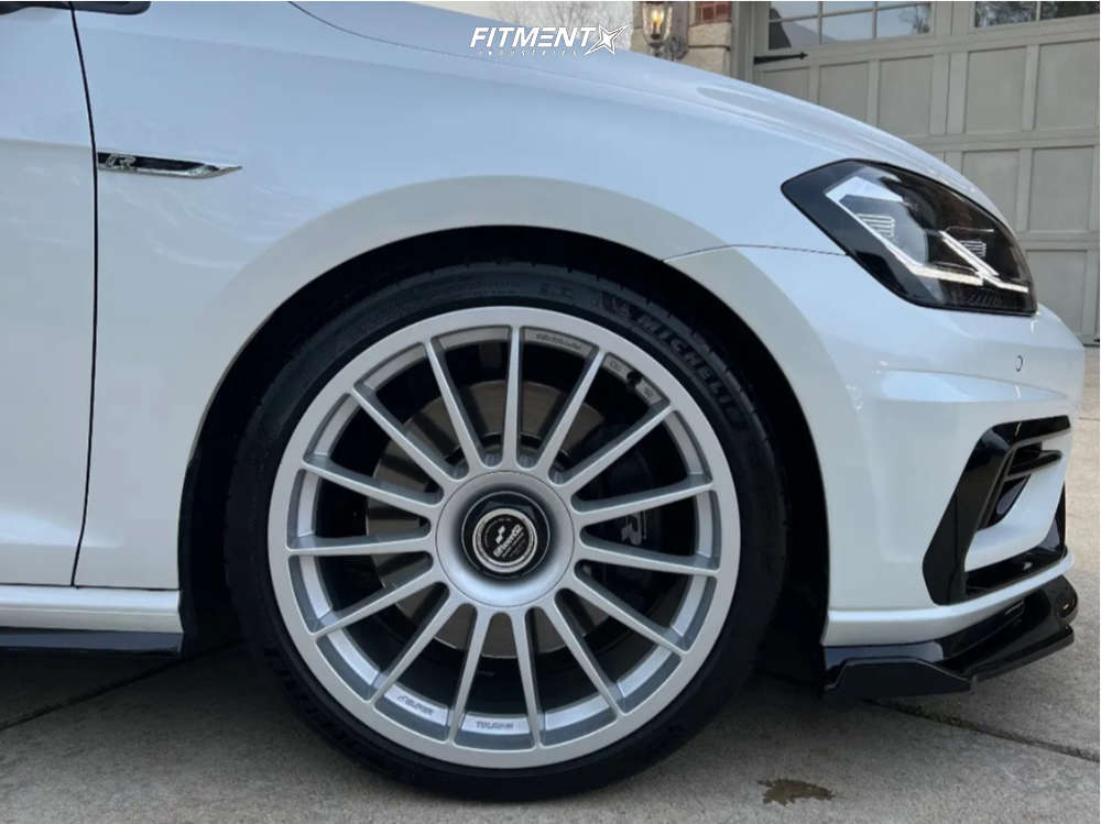 2019 Volkswagen Golf R Base with 19x8.5 Fifteen52 Podium and Michelin ...