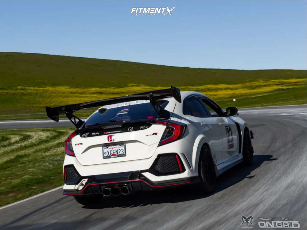 2018 Honda Civic Type R with 18x8.5 Enkei Tsv and Falken 265x35 on ...