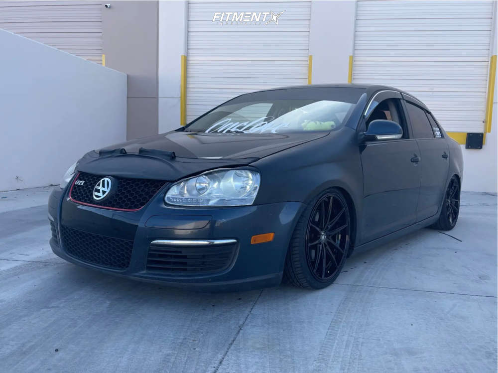 2010 Volkswagen Jetta S with 18x8 Konig Oversteer and Fullway 215x35 on ...