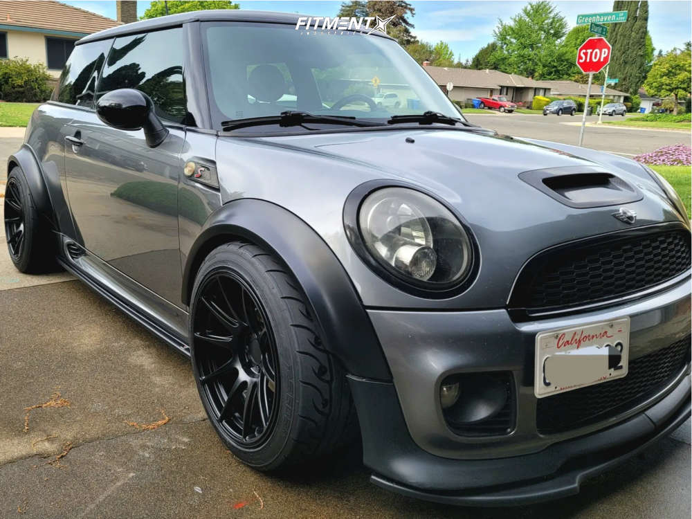 2008 Mini Cooper S with 17x9.75 XXR 527 and Zeknova 245x40 on Lowering ...