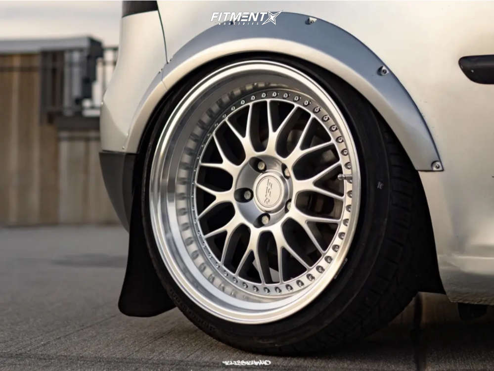 2007 Volkswagen Rabbit 2.5 with 18x9.5 ESR Sr01 and Bridgestone 215x40 ...