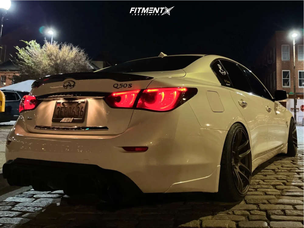 2015 INFINITI Q50 Sport with 19x10.5 ESR Cs8 and Lexani 255x35 on ...