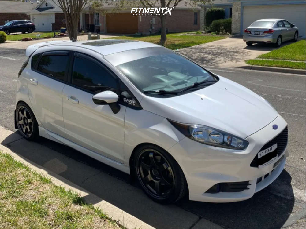 2019 Ford Fiesta ST with 17x8 Rota Grid and Yokohama 215x40 on Lowering ...