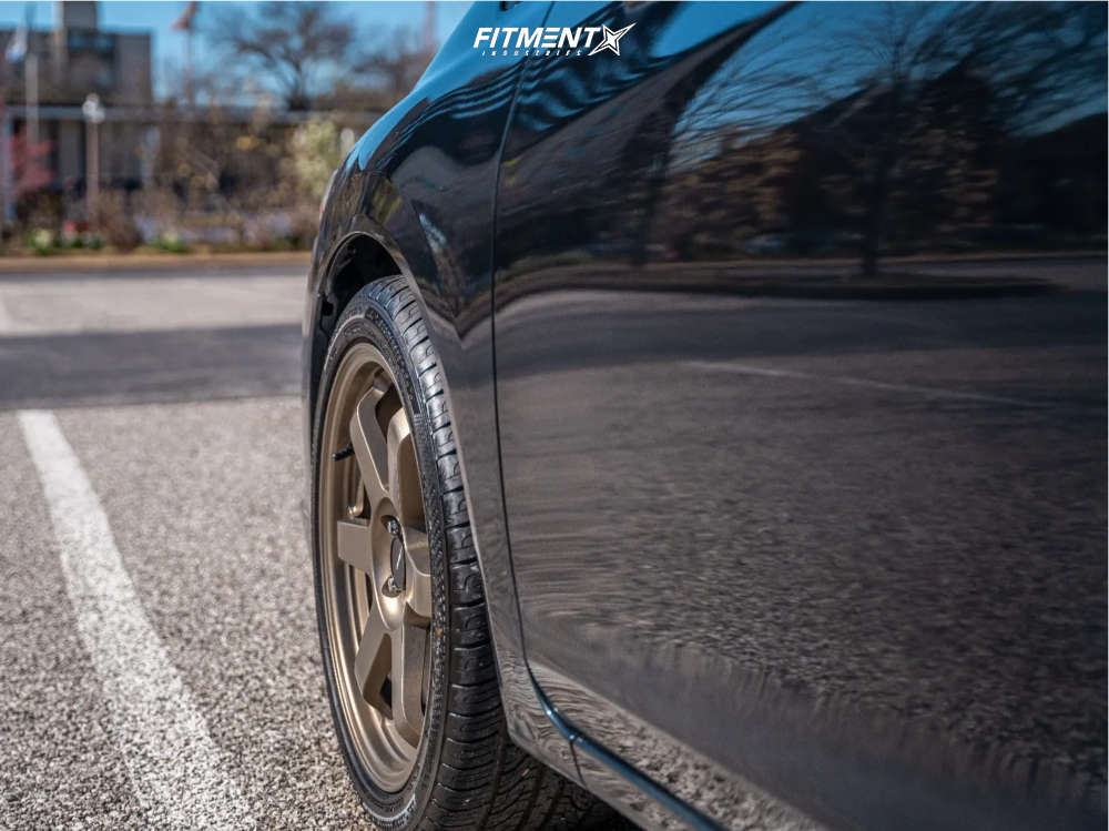 2013 Honda Civic Si with 18x8 AVID1 AV6 and Vercelli 235x40 on Stock ...