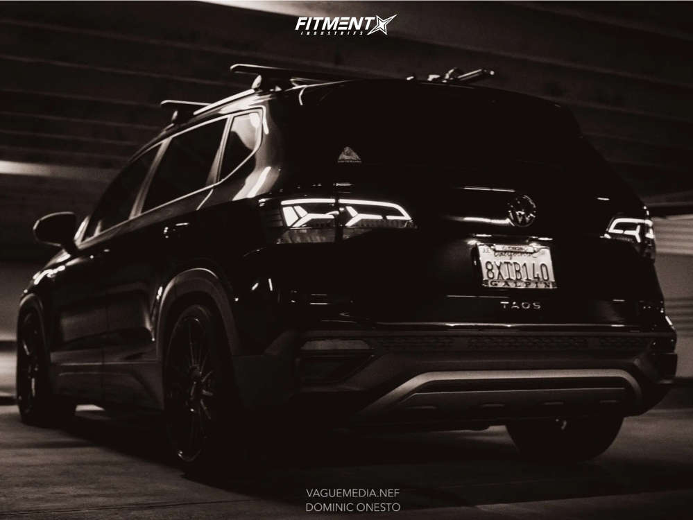 2022 Volkswagen Taos Comfortline with 19x8.5 Rotiform Las-r and ...