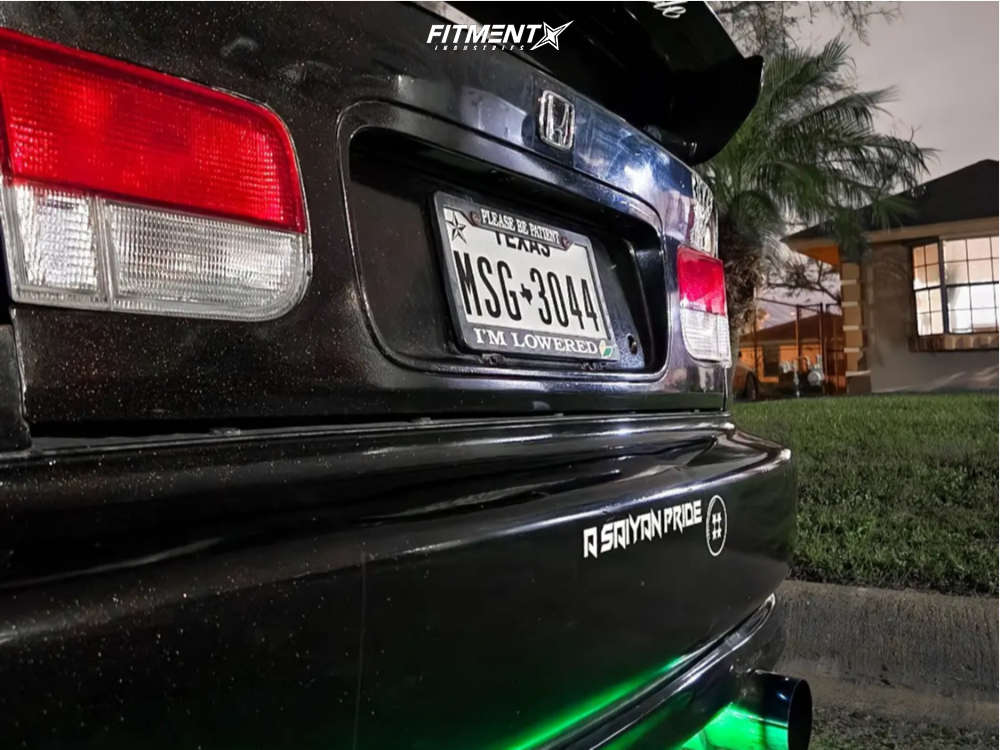 1999 Honda Civic EX with 16x8.5 ARC Ar3 and Waterfall 195x40 on ...