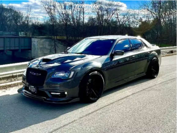 2019 Chrysler 300 S with 20x9 Voxx Replicas Hellcat Widebody 2 and ...