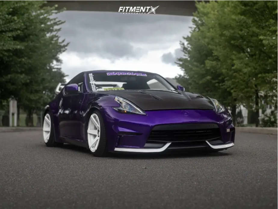 2016 Nissan 370Z Base with 18x9.5 Cosmis Racing S1 and Michelin 225x40 ...