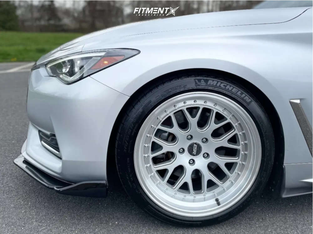 2017 INFINITI Q60 Premium with 19x10.5 ESR Cs1 and Michelin 275x35 on ...