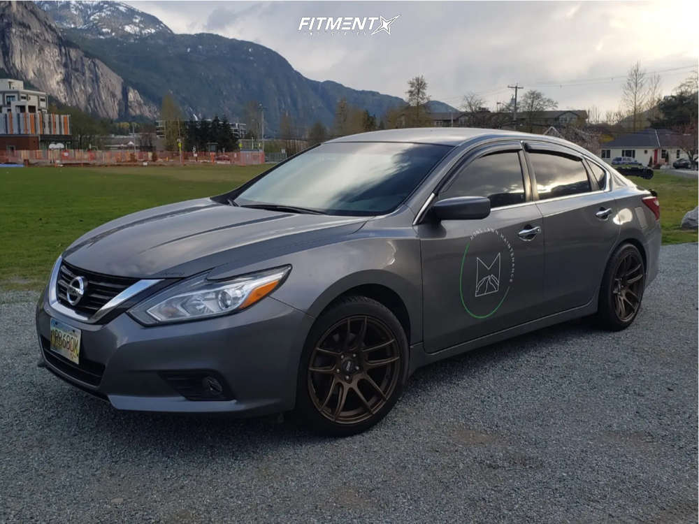 2018 Nissan Altima S with 18x9.5 ESR Cs8 and Kingrun 255x40 on Stock ...